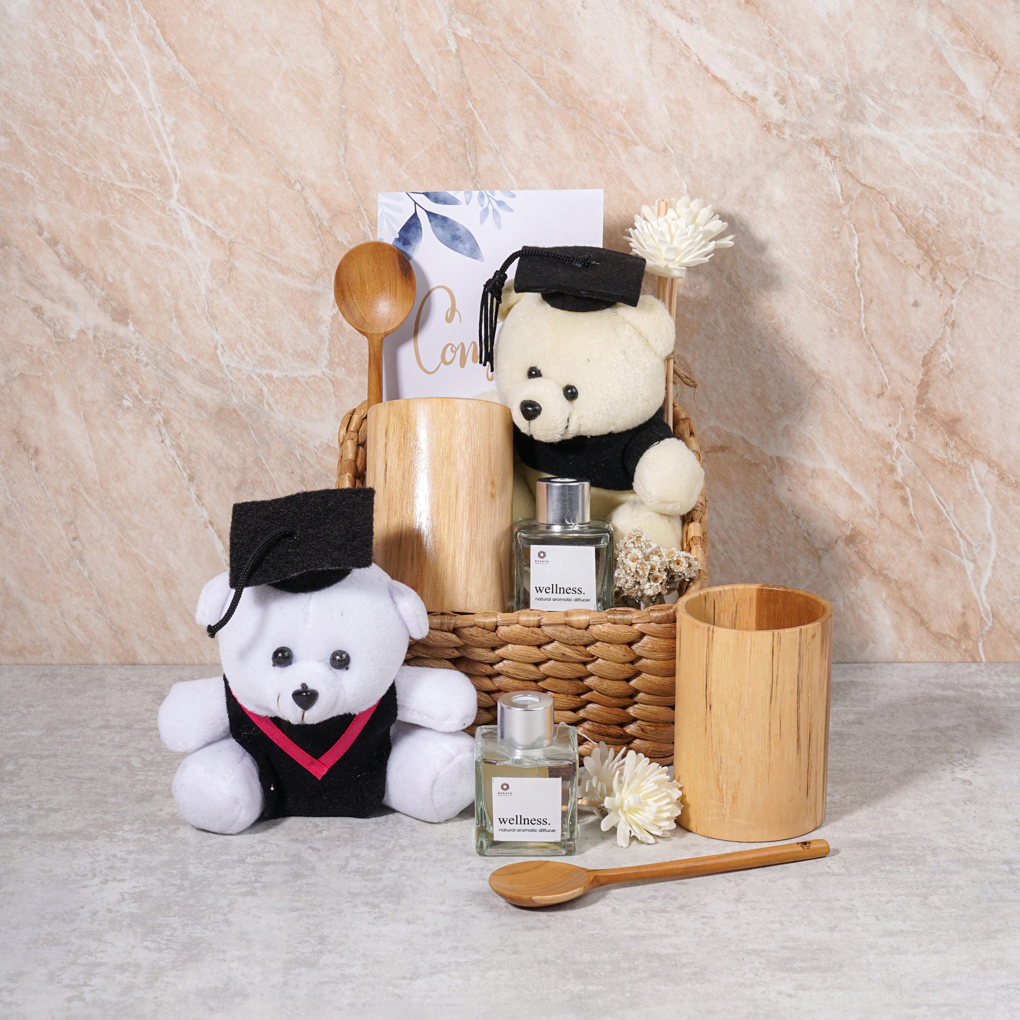 Hadiah Wisuda Tomo| Hampers Wisuda | Graduation Gift - Dekayu